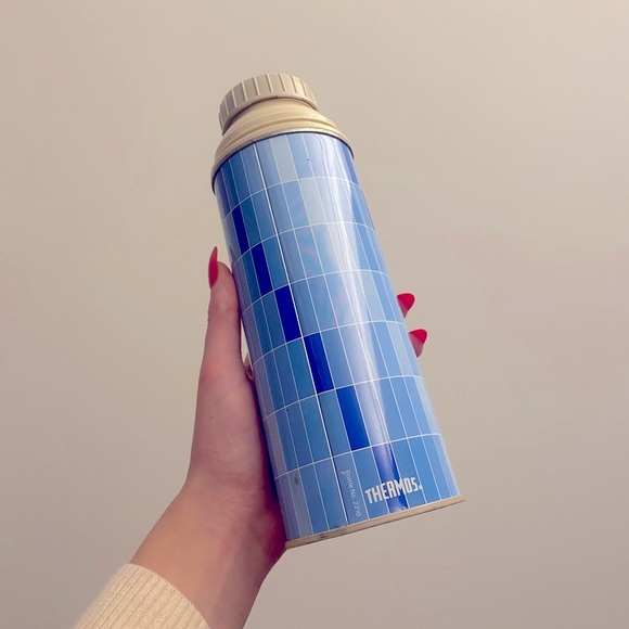 Thermos | Kitchen | Spiraling Blue Rectangle Pattern 96s Metal Thermos ...